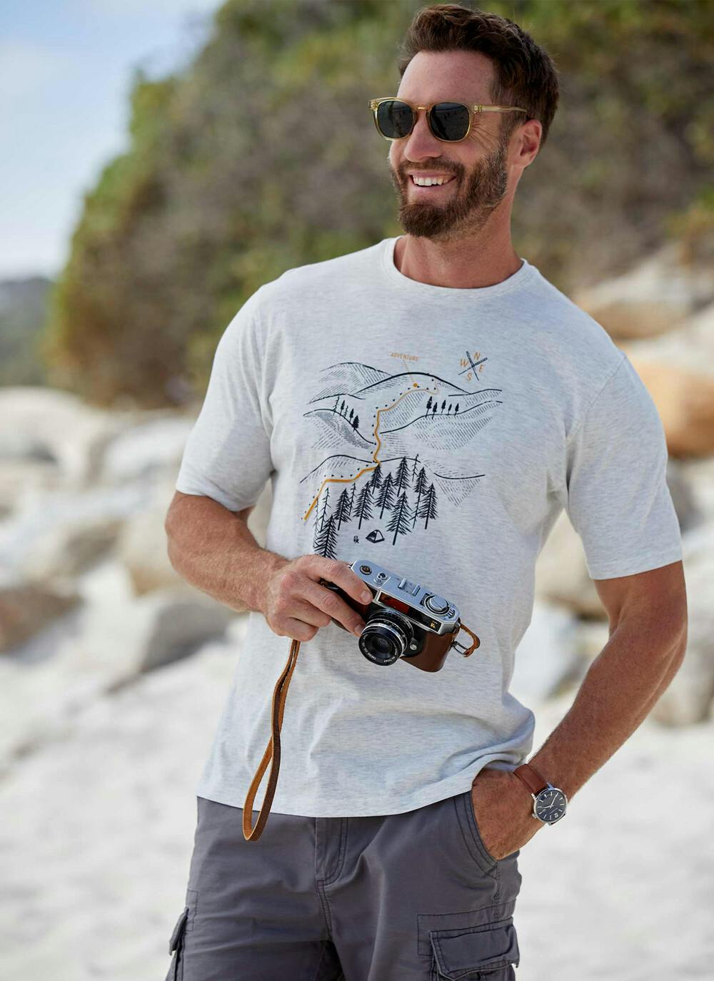 Male PG FIELD Crew Neck T Shirt | Mid Cream | EWM | EWM