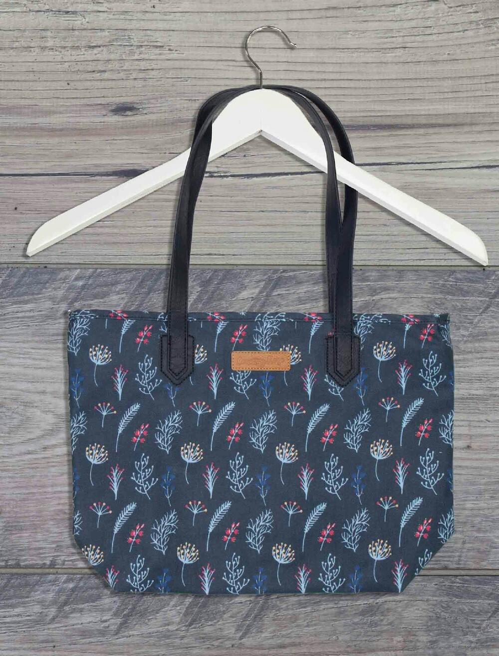 Female Country Rose Secret Garden Tote Bag | Mid Navy Stewart Tartan ...