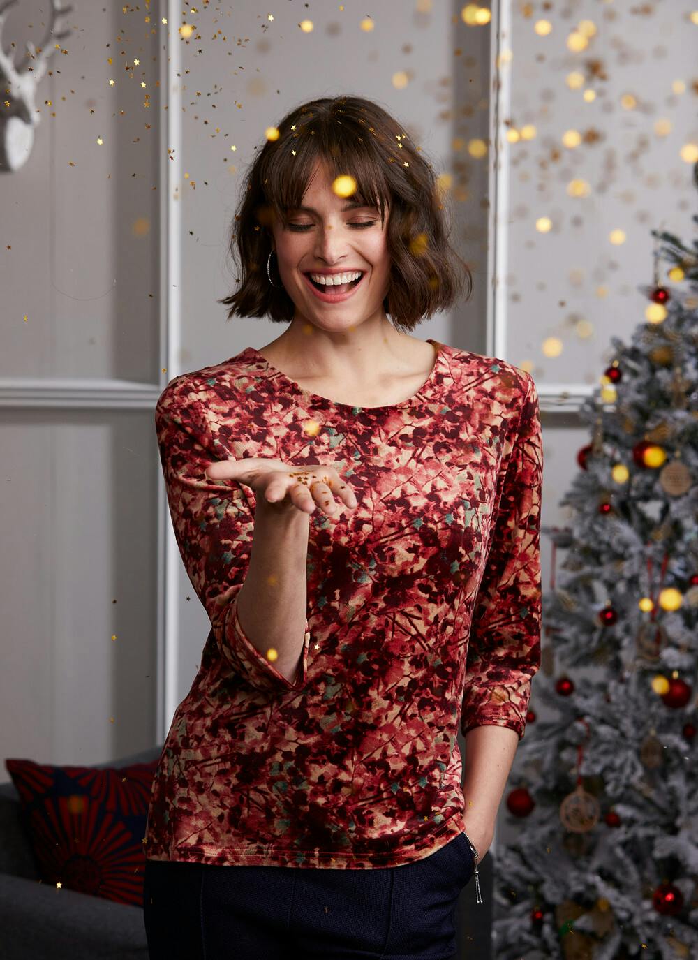 Honor Millburn Crimson Print Top | EWM | EWM