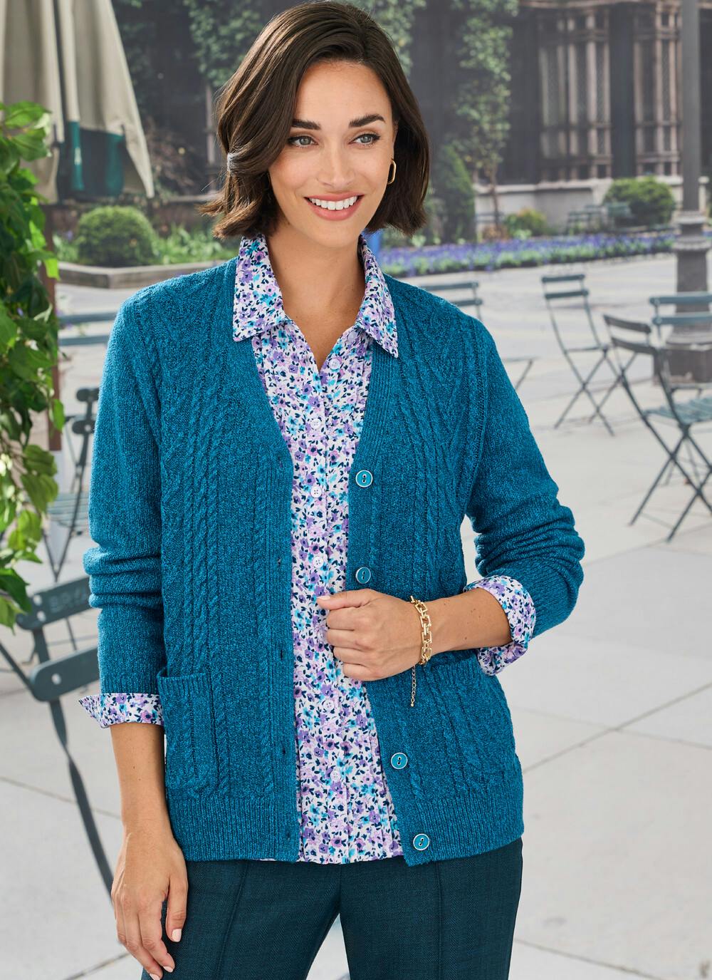 V Neck Cardigan | EWM