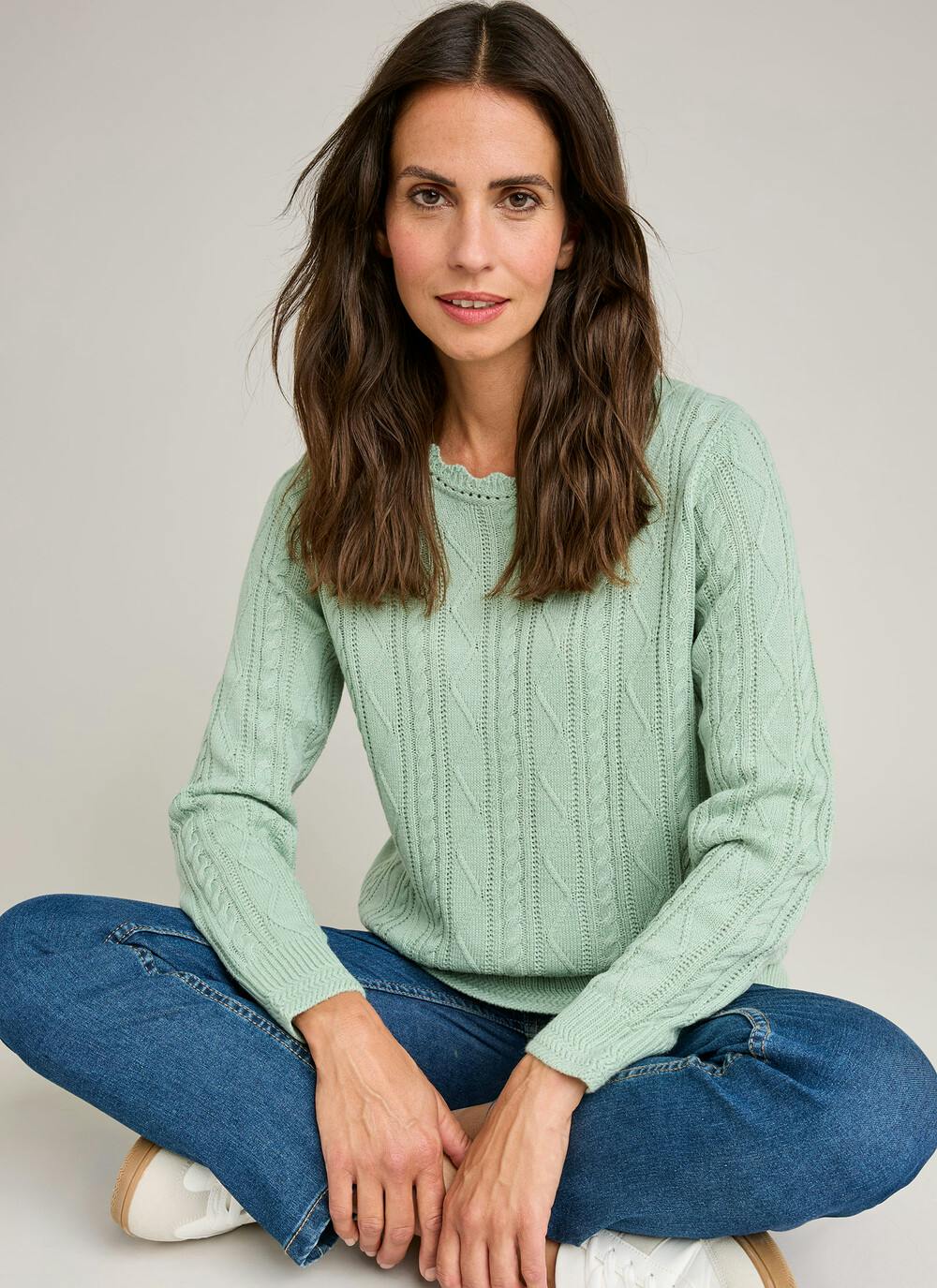 Cable Knit Scallop Edge Crew Neck Jumper | EWM